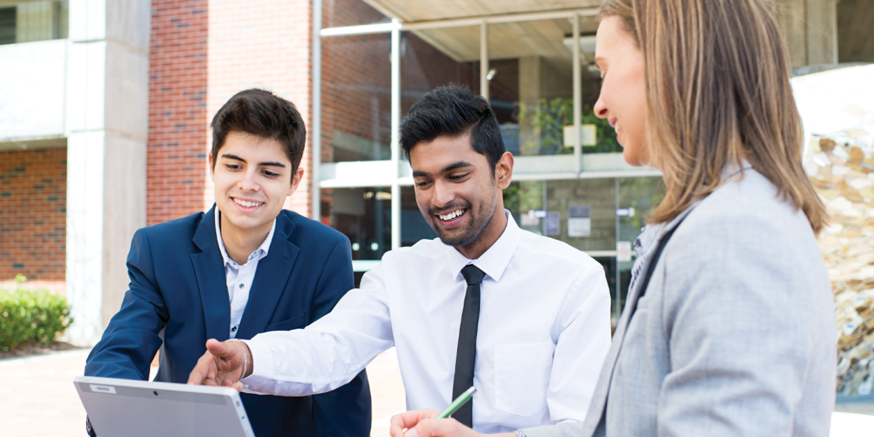 Study Business Fundamentals at Curtin University Dubai